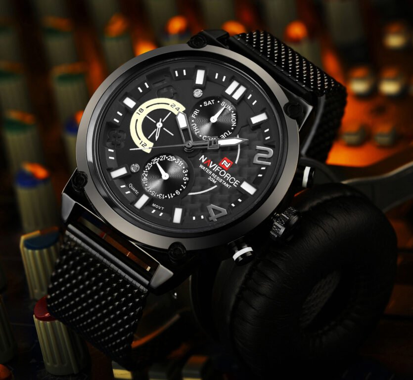 NaviForce NF9068S three-eye chronograph-style dialB/W/B Watch ...